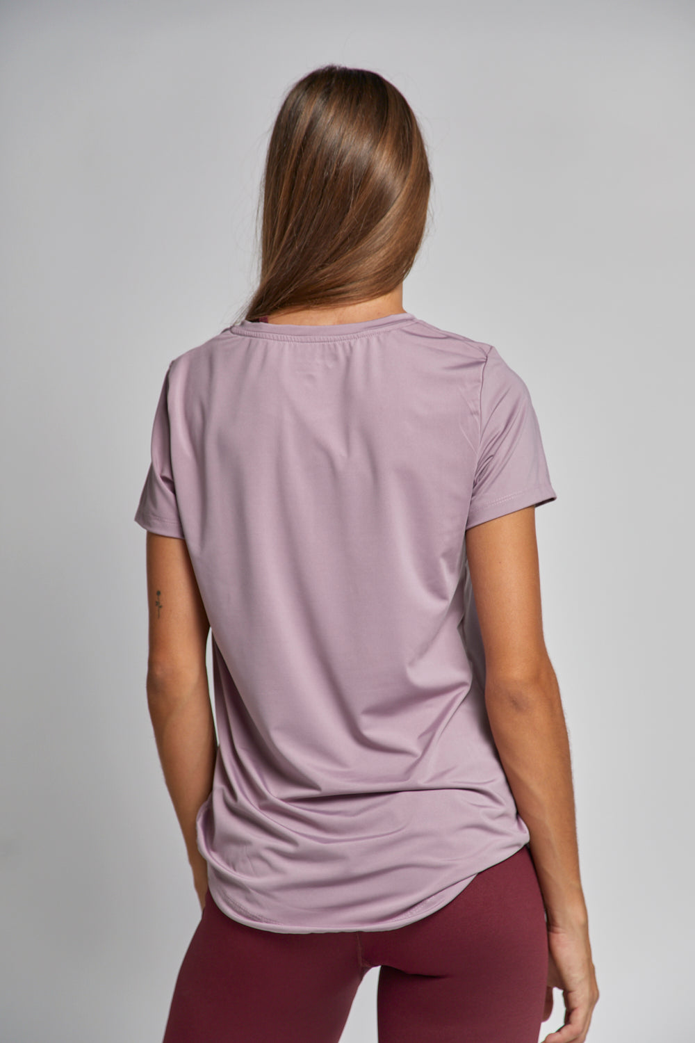 Playera Soft Fit Basica – VYVE Active Wear